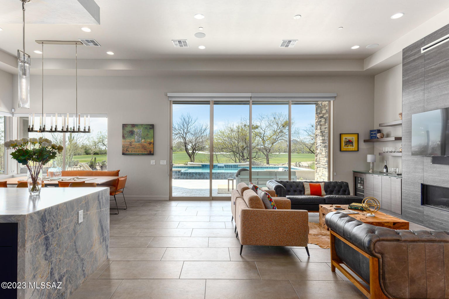 HOME PAGE - Barbara Bardach